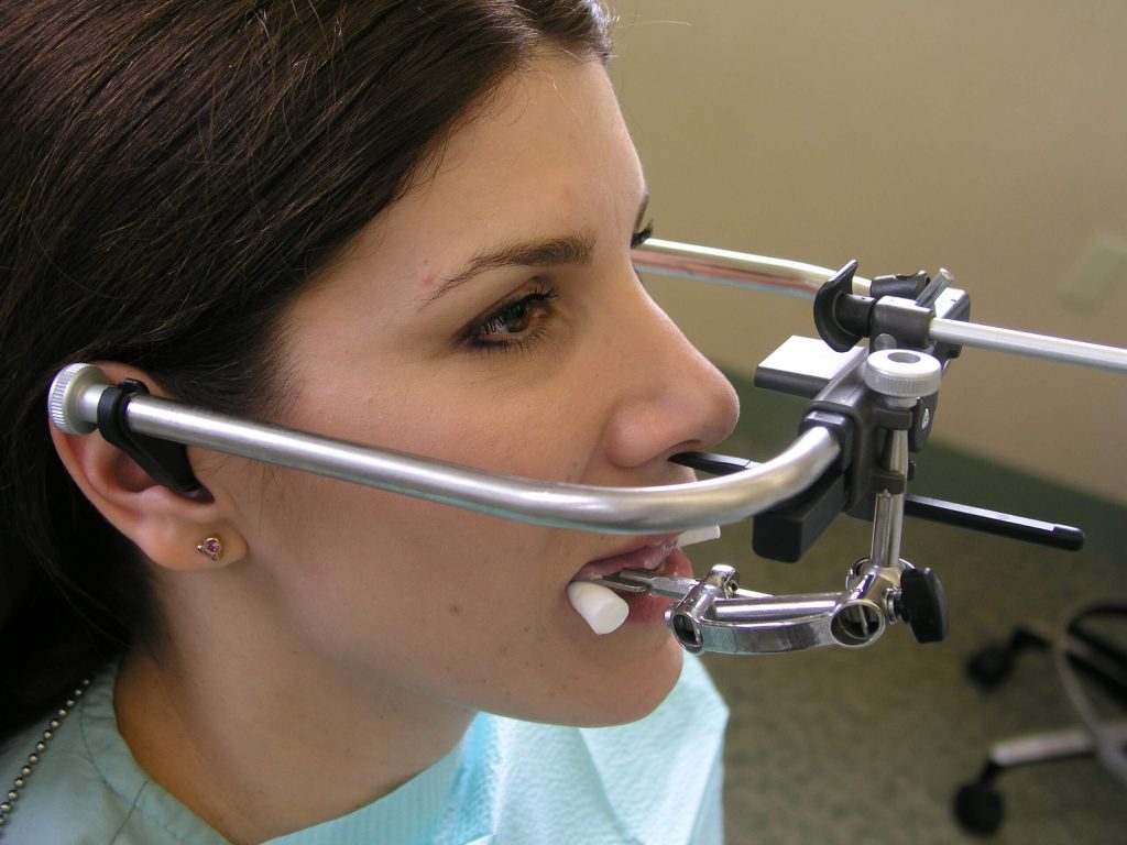 Who Captures The Facebow Record? - The Pankey Institute